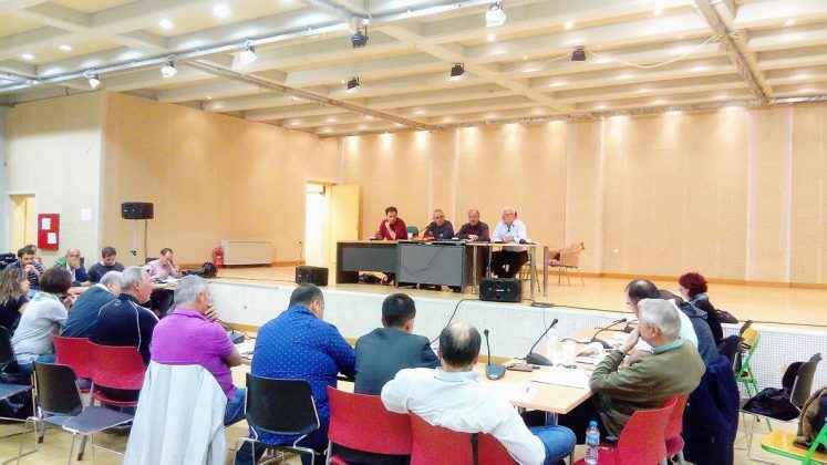 Η συνεδρίαση του Δημοτικού Συμβουλίου την Τετάρτη 4/10 (Ρεπορτάζ) | e ...